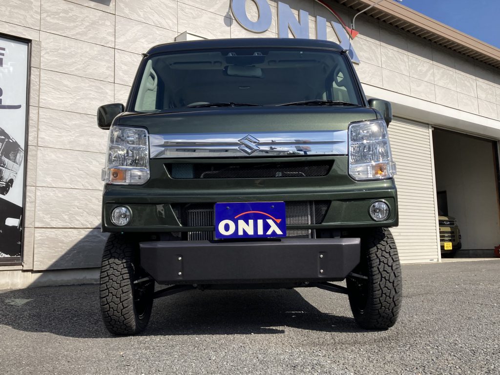 エブリイワゴンリフトアップカスタムコンプリートカー - 軽トラや軽バン・軽自動車・新車のカスタムショップ【AxStyleオニキス新青梅】